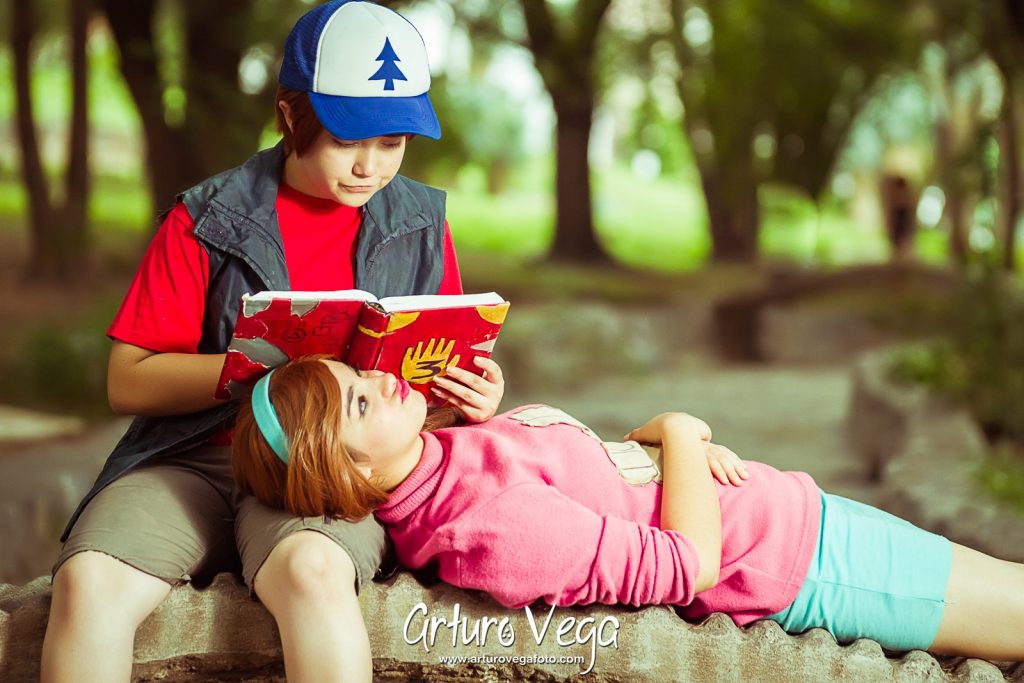 Gravity Falls cosplay - Mundo Cosplayer