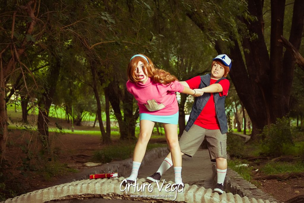 Gravity Falls cosplay - Mundo Cosplayer
