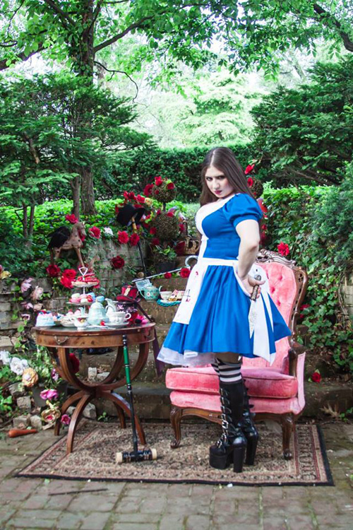 American McGee's Alice Cosplay - Mundo Cosplayer