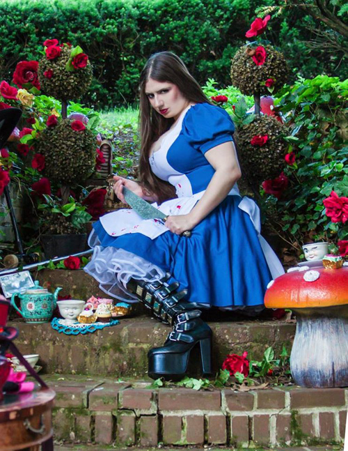 American McGee's Alice Cosplay - Mundo Cosplayer