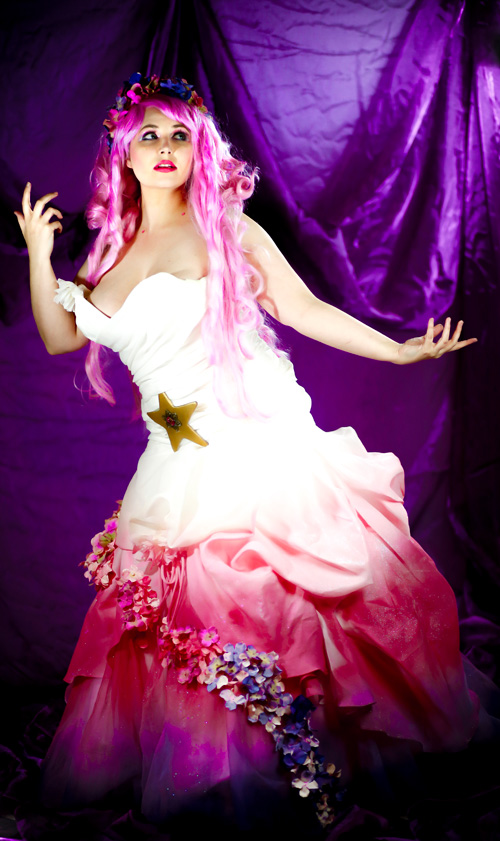 Cosplay de Rose Quartz de Steven Universe - Mundo Cosplayer