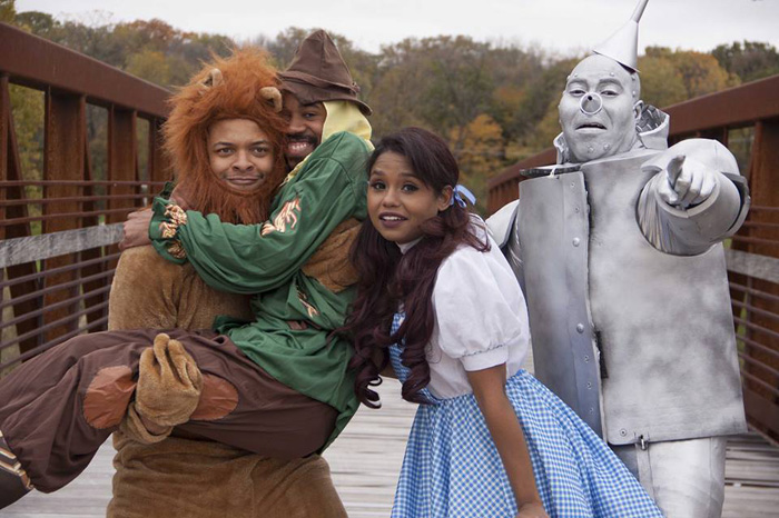 Grupo faz cosplay em homenagem ao Mágico de Oz - Mundo Cosplayer