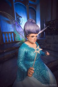 Cosplayer faz belíssimo ensaio como Fada Madrinha de Shrek - Mundo ...